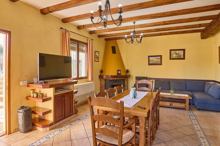 Casa Rural 'Casa Rural El Rincon' Con Vistas A La Montaña, Wi-fi Y Aire Acondicionado - Carcabuey