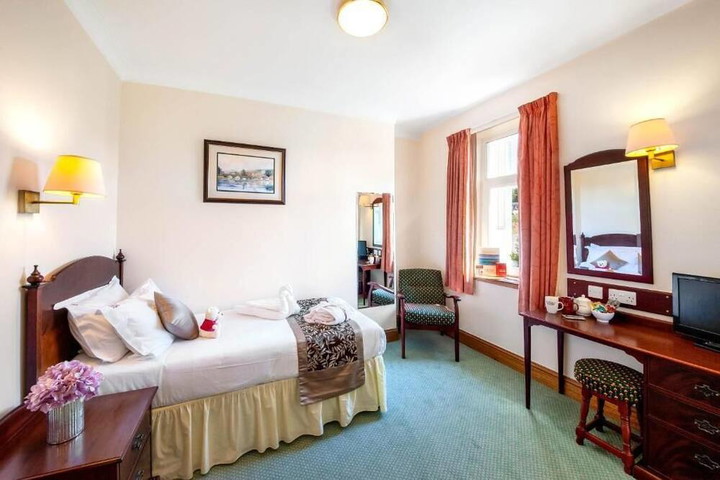 A Tranquil Retreat By The Water With Island Adventures - Oban