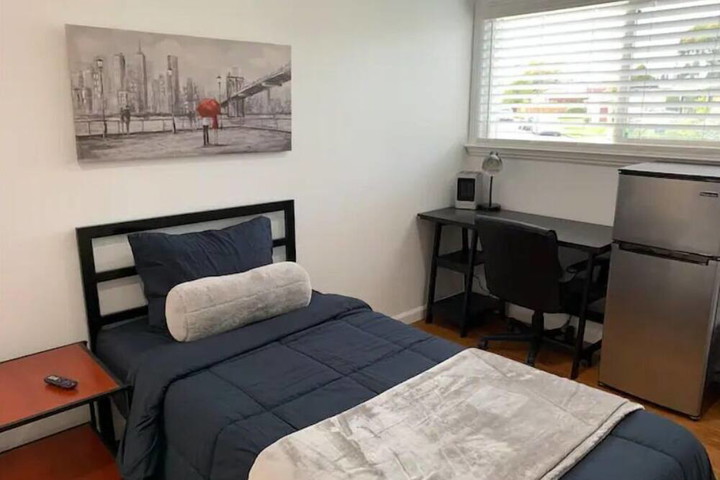 Private Studio/downtown/free Washer/dryer/fast Wi-fi - Hayward, CA