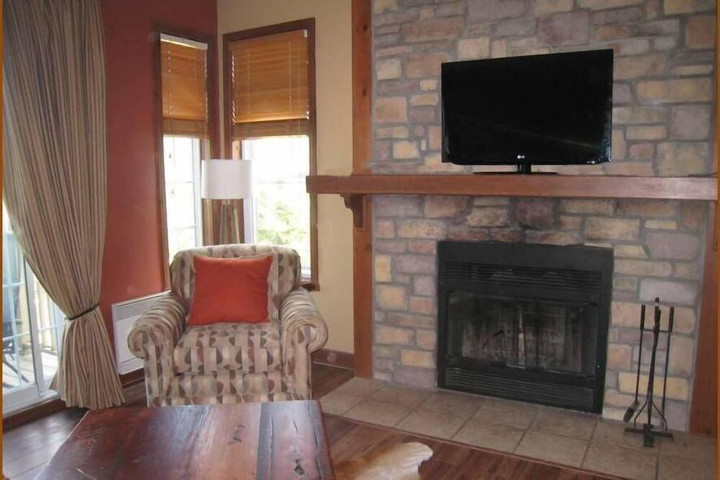 Nicely Decorated Cozy 5br Spacious Townhouse 10 Minutes From Tremblant Skiing - Mont-Tremblant