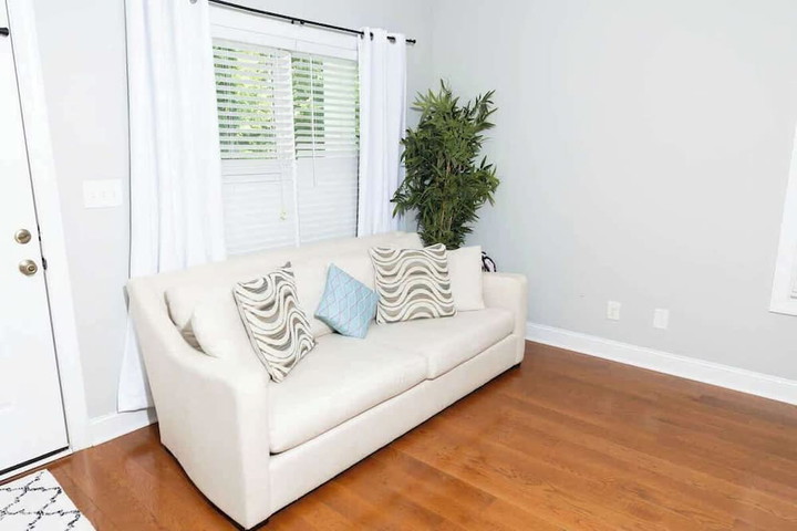Fire Pit - 4 Min From Unc - 7 Min From Carrboro - Fast Wi-fi - Chapel Hill, NC