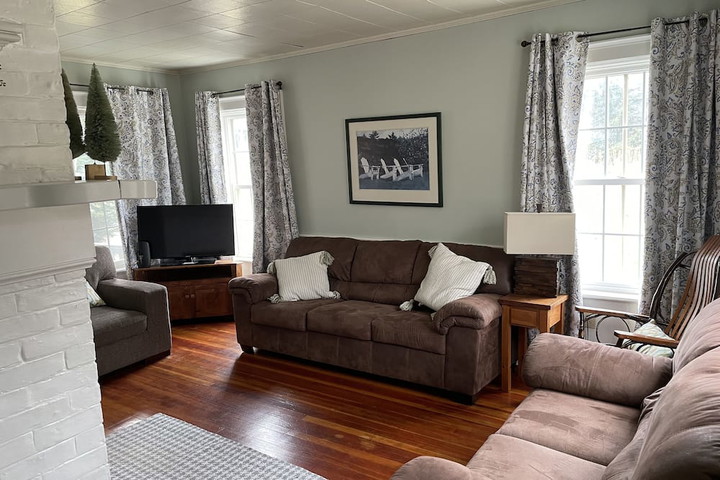 Spacious & Centrally Located. - Lake Placid, NY