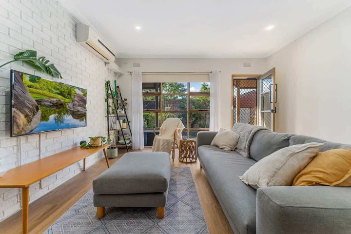 Cozy Newtown 2 Bedroom Unit - Geelong