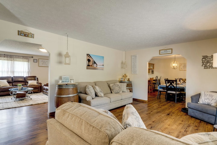 Near Fort Leonard Wood | Perfect For Graduations - Waynesville, MO