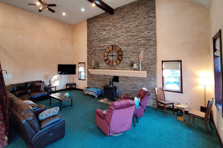 Spacious Mountain Home With Hot Tub On 10 Acres, Nearby Skiing - Fairplay, CO