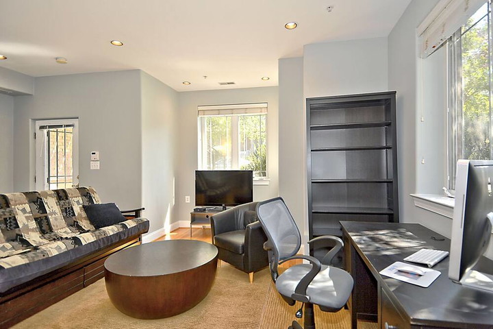 Your Own Private Apartment In The Heart Of Dc - Kensington, MD