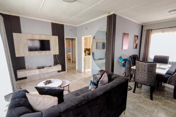 Stylish And Cozy Home In Harare . Private And Affordable- Perfect Getaway - Harare