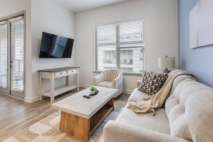 Landing | Modern 1bd, Gym, Game Room - Fort Worth, TX