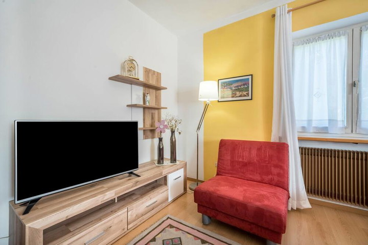 Apartment 'Oase' With Shared Garden, Wi-fi, And Access To Private Pool - Lana