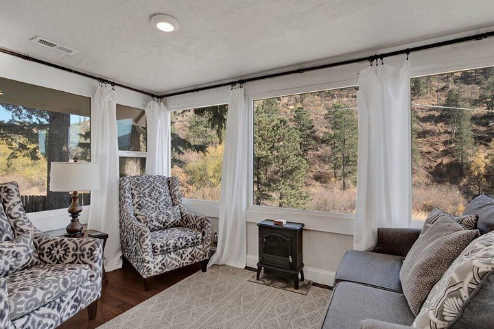 Chipita Park Cabin| Peak Views & Forest Serenity - Woodland Park, CO