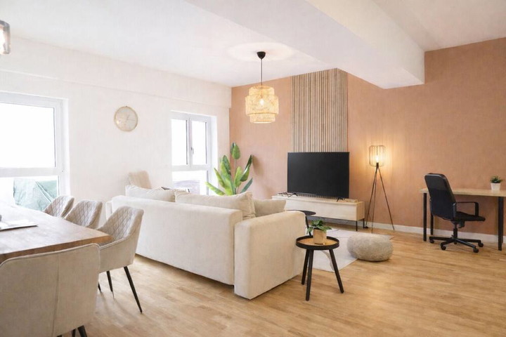 Mt Living Große Terasse - Whirlpool - Aschaffenburg