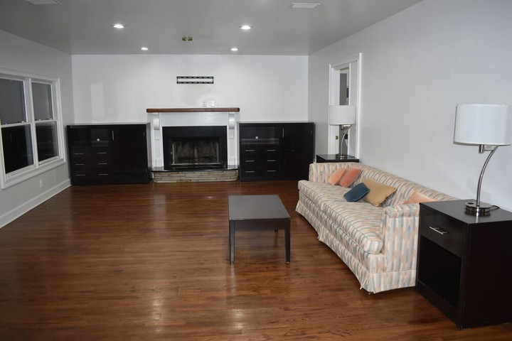 The Hill-private Estate Near Atlanta-huge Home, 2 Kitchens, Ideal For Gatherings - Alpharetta, GA