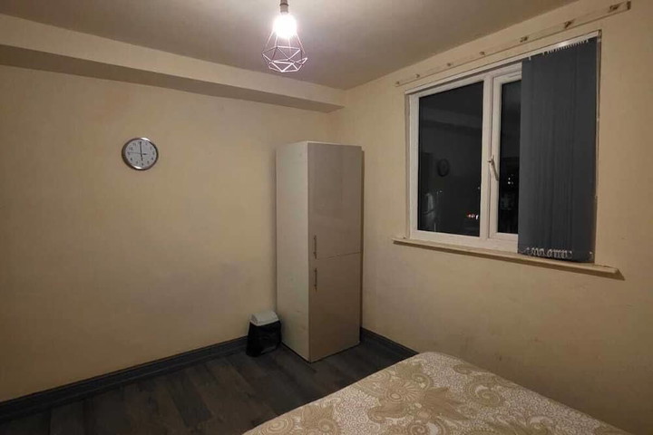 Room 3 In Sheffield - Sheffield
