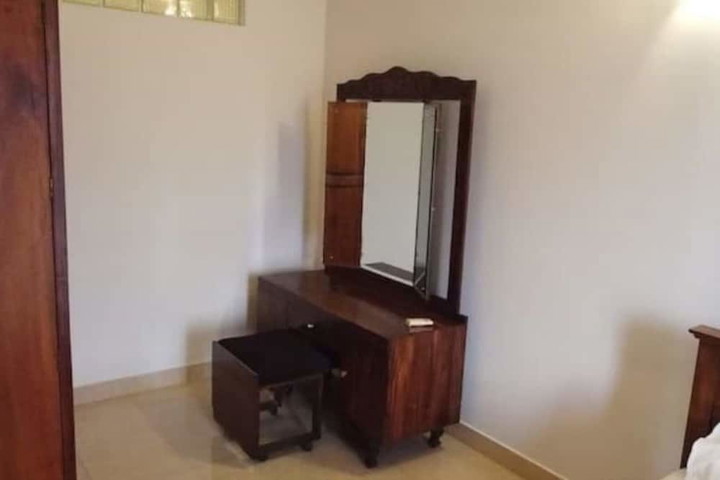 Newly Renovated Spacious 2 Bedroom Apartment - Colombo