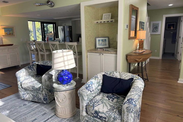 Charming 3 Bedroom Cottage In Gorgeous Captiva  Pool, Beach, Pickle Ball, Tennis - Sanibel Island, FL
