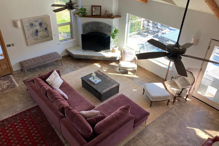 Stellar Jay Valley Oasis With Views And Pool! - Willits, CA