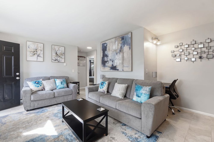 Charming 2-bedroom Apartment With Wifi, Ac In Olympia - Olympia, WA
