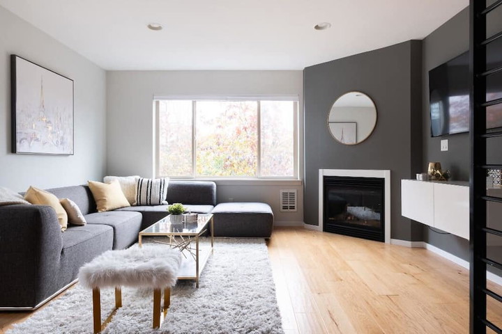 Modern Central District Townhouse 1 Block From Judkins Park Light Rail, Patio - Seattle, WA