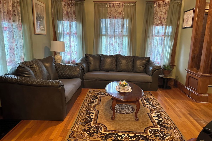 A Sweetheart Home 3-bedroom Vacation Home, 6 Minutes To Rivers Casino & Resort - State of New York