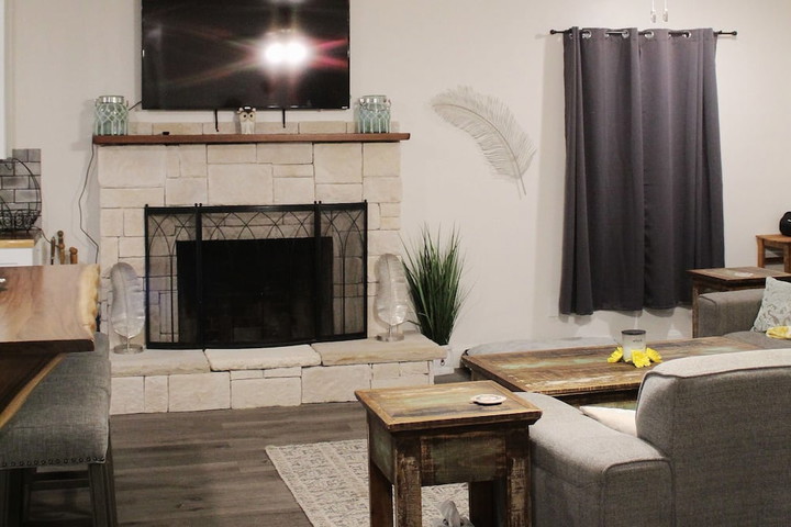 Cozy Lake House W/lake Conroe Access- Pet Friendly! - Conroe, TX
