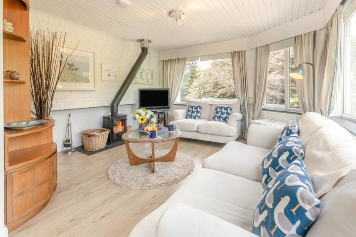 1 Bed In Swanpool (Oc-p45941) - Penryn