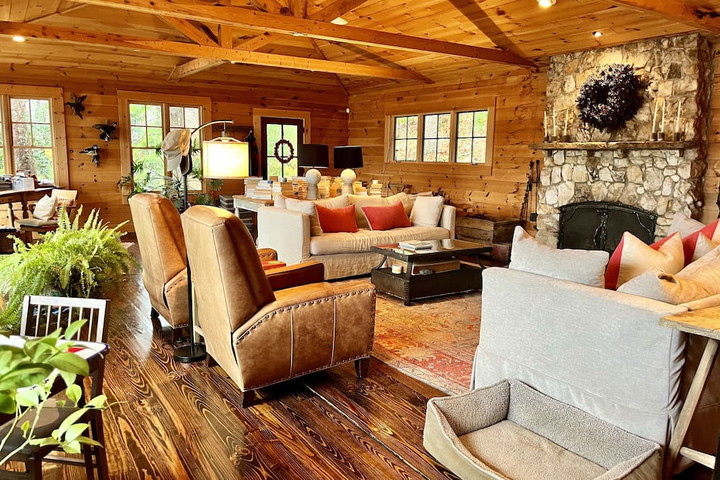 Luxury Lake Rabun Cabin - Restored Lakefront W/ Stunning Views Fr/every Room! - Tallulah Falls, GA
