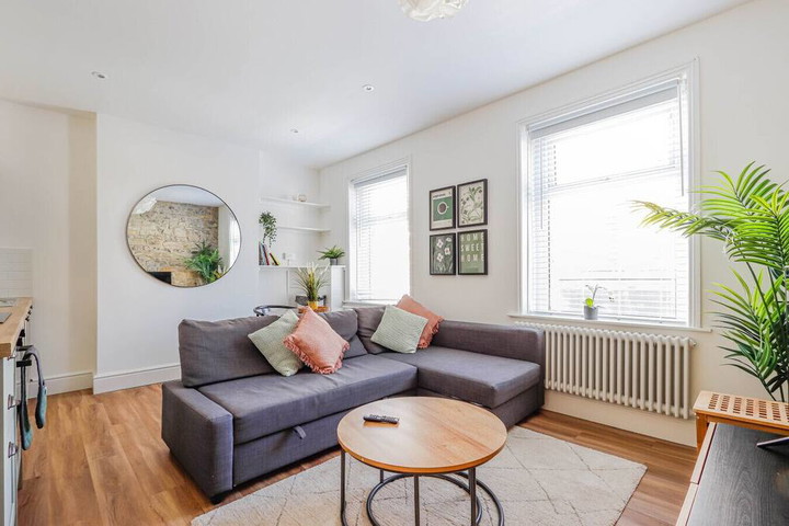 Georgia Suite | Stylish 1br  Sleeps 4  Wifi - Barry