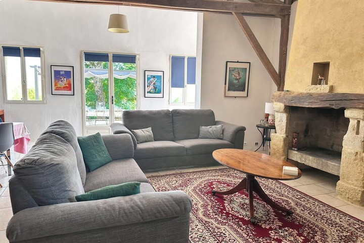Villa At Bel-endroit  Elegant Retreat With Terrace, Pool And Views Of Lake - Gers