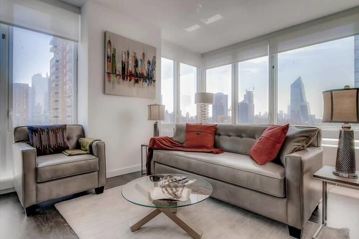 Spacious 1br | Full Kitchen | Washer/dryer | Balcony | By Gls - New York