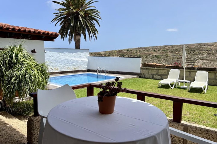 Casa La Jara En Arico Nuevo: Encantador Retiro Rural En Tenerife Con V - Tenerife