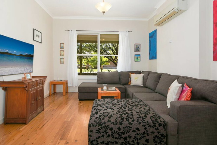 The Bark Hut  A Cosy Retreat Just Steps From Beechworths Best! - Beechworth
