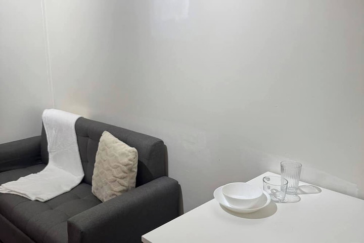 Fully Furnished Makati Condo With Fast Wi-fi And Queen Bed - Manila