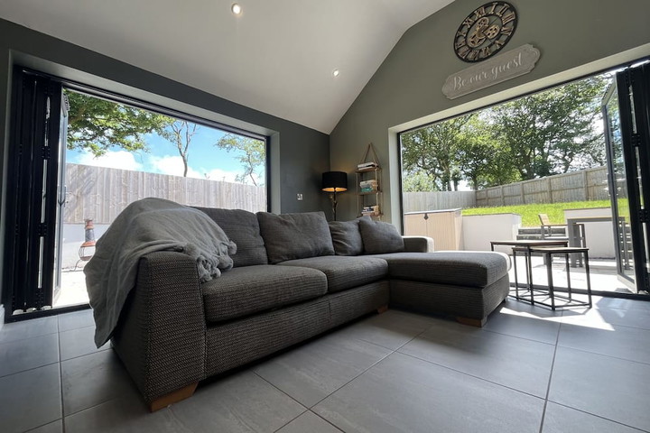 Oak Cottage With Large Garden And Hot Tub - ペンブルックシャー