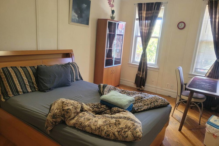 Enjoy This Cozy Brooklyn Room With Parking & Shared Kitchen & Bathroom - New York City