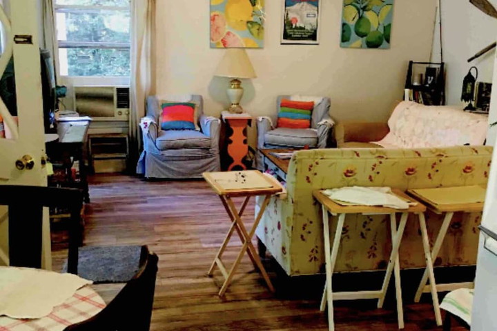 Dunsmuir Cellar Cottage - Dunsmuir, CA