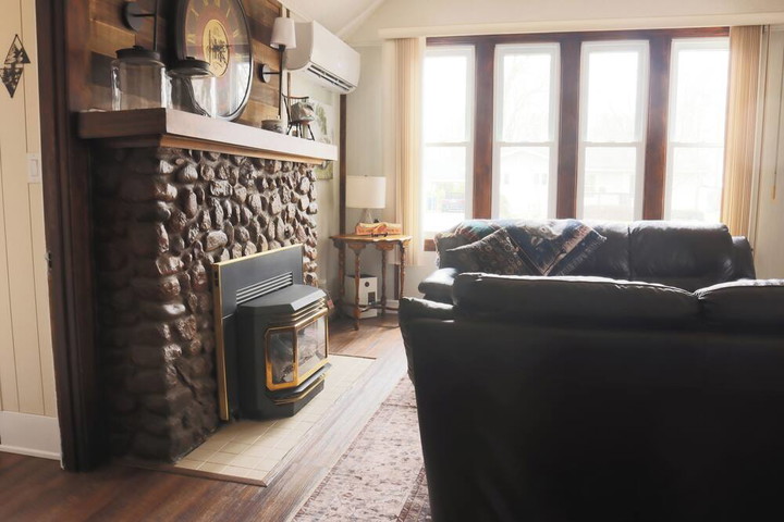 Cozy Hidden Gem In Amherstburg With A View Of Lake Erie. - Amherstburg