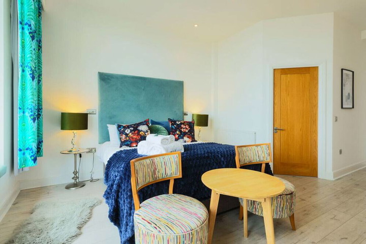 Seaview Enchanting Double Room - Cardiff
