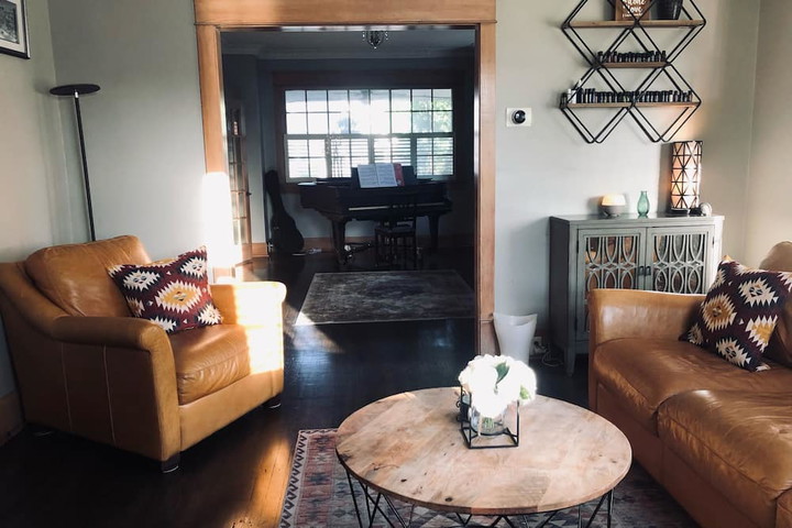 Das Haus Des Maurers - Kenosha, WI