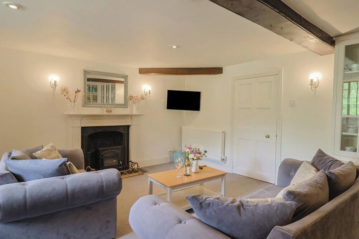 Garden View, Pet Friendly, Character Holiday Cottage In Wellington - Taunton