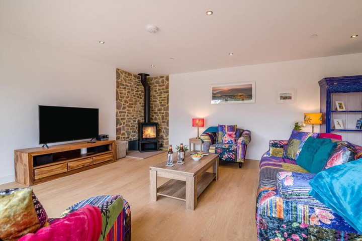 2 Bed In Llanellen (Oc-t32598) - Abergavenny