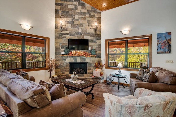 Hiking And Waterfalls At Bartram Trail Acres Chalet - Franklin, NC