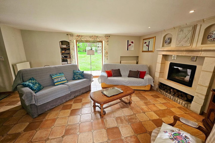 Gîte Tourangelle Con Piscina Interior, Wifi, Jardín - Loudun