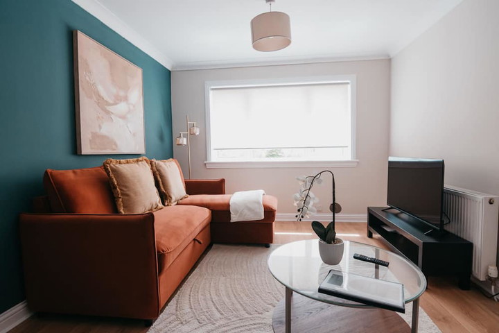 Modern 4-bedroom House Near Edinburgh - Livingston