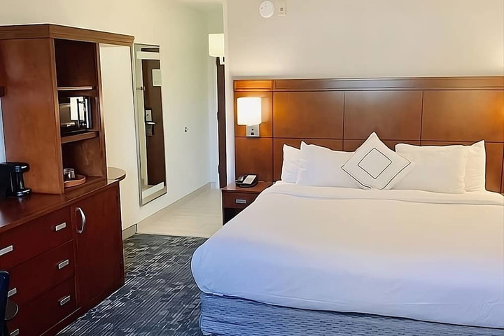 Make Your Trip More Enjoyable! Indoor Pool, Free Parking, Pets Are Welcome! - North Myrtle Beach, SC