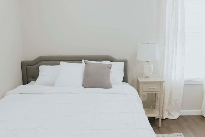 Modern 2br Gated Parking 10 Min To Downtown - Windsor, ON, Canada