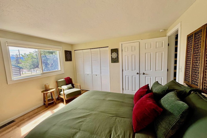 Cozy 1-bedroom Cabin With Mountain Views And Walkable Location. [Str Lic 341658] - Woodland Park, CO