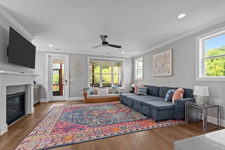 Stylish 4br Escape  Come Watch The Canes Chase The Cup!!! - Apex, NC