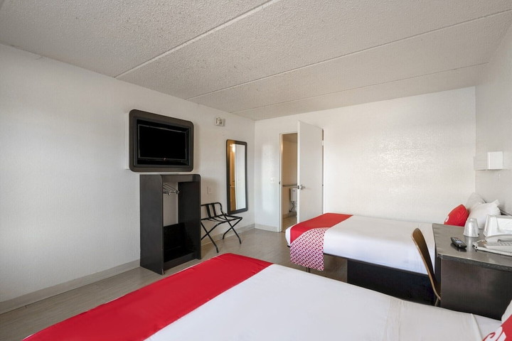 Full Bed Accessible|houston - Houston, TX