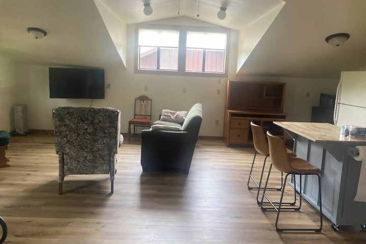 Charming 1-bedroom Apartment With Wifi, Ac In Quaint Thermopolis - Thermopolis, WY