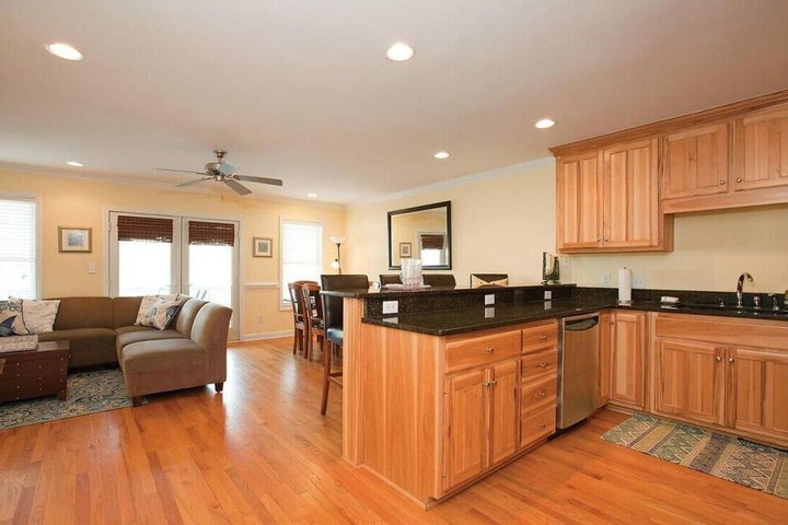 Pelican's Retreat - Just Steps To Beach, Pier, Dining, Parks - Bald Head Island, NC